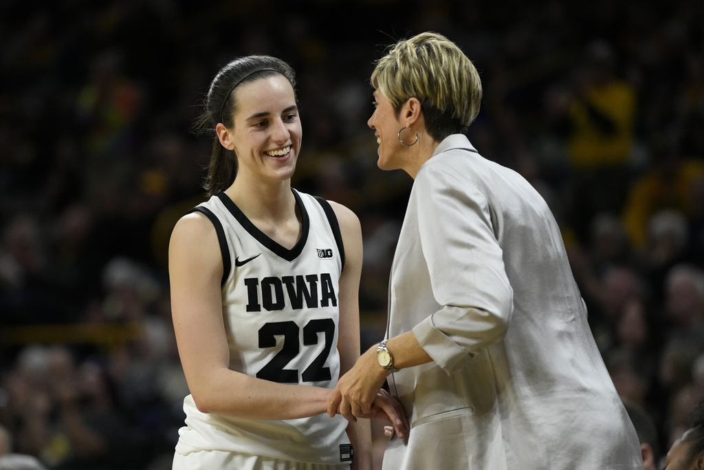 Iowa begins post-Caitlin Clark era with lower expectations and a new ...